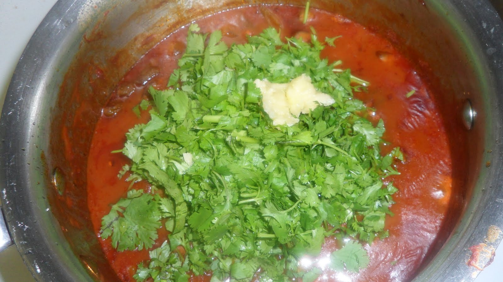 Bhibik ya NehNeh: Bamyeh (okra stew) بامية