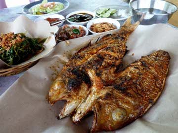 WARUNG MAMI, SPESIALIS IKAN BAKAR JIMBARAN BALI
