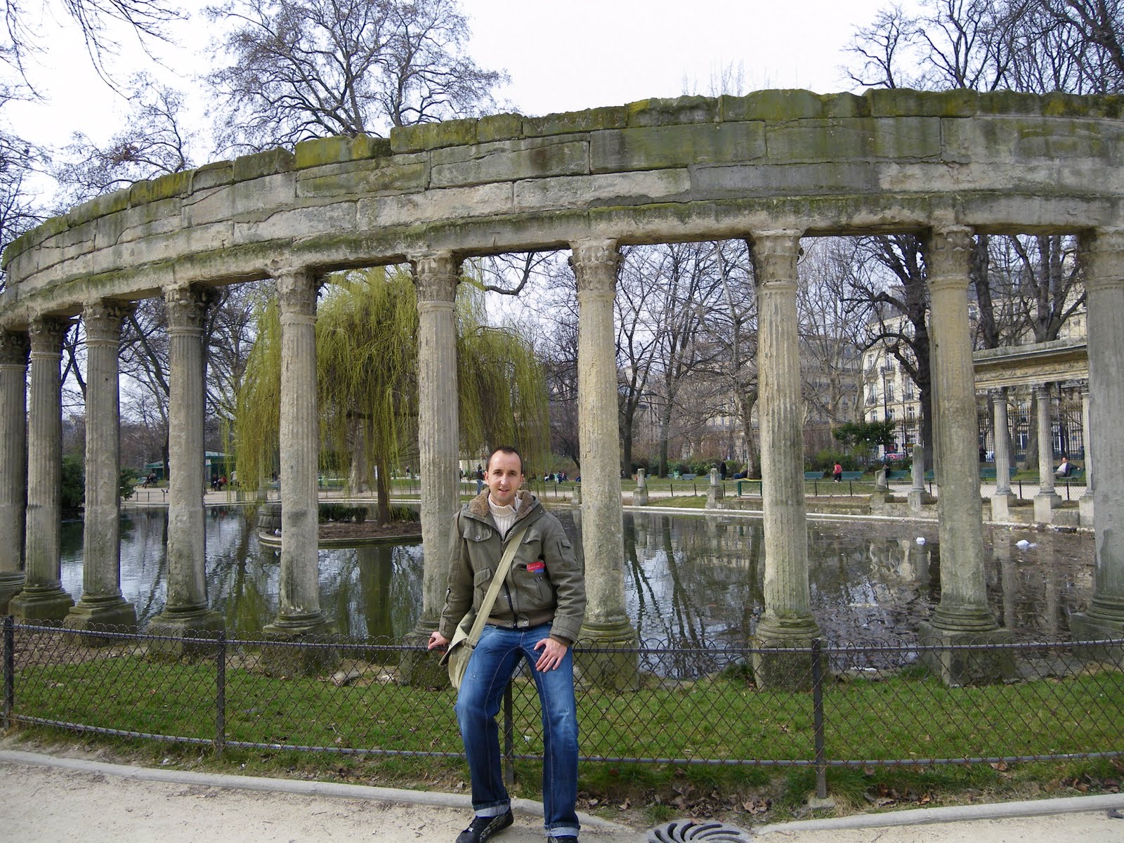 Adrian Gonzálvez: Viaje a París (día 1).