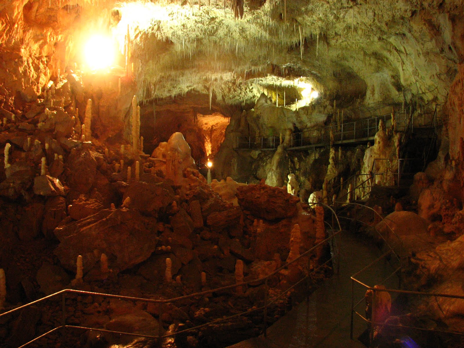 Marius CHIRA: Pestera Ursilor