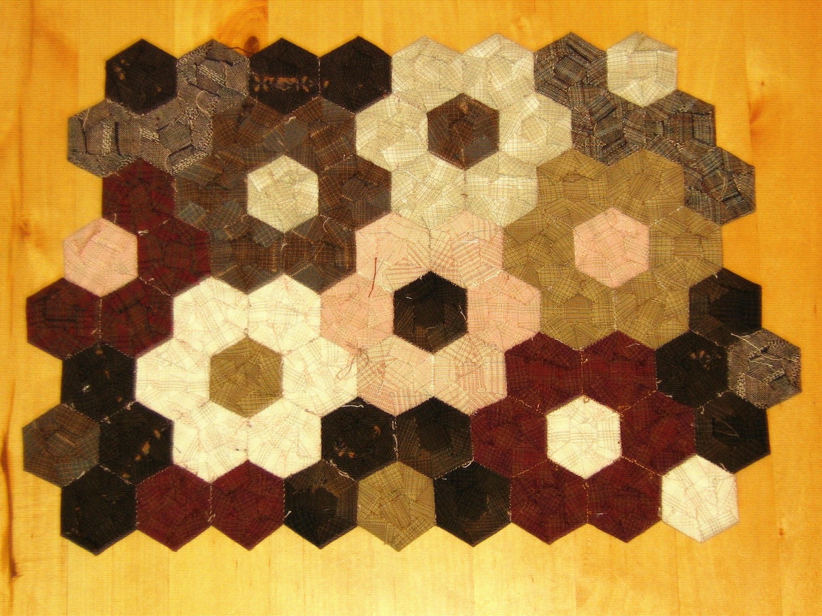 Anything handmade....: Bag Project 4 - Hexagon Patchwork Bag (1)
