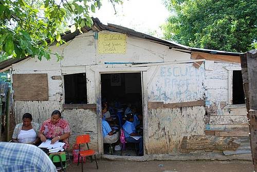 El Blog de Henry: Escuelas Dominicanas