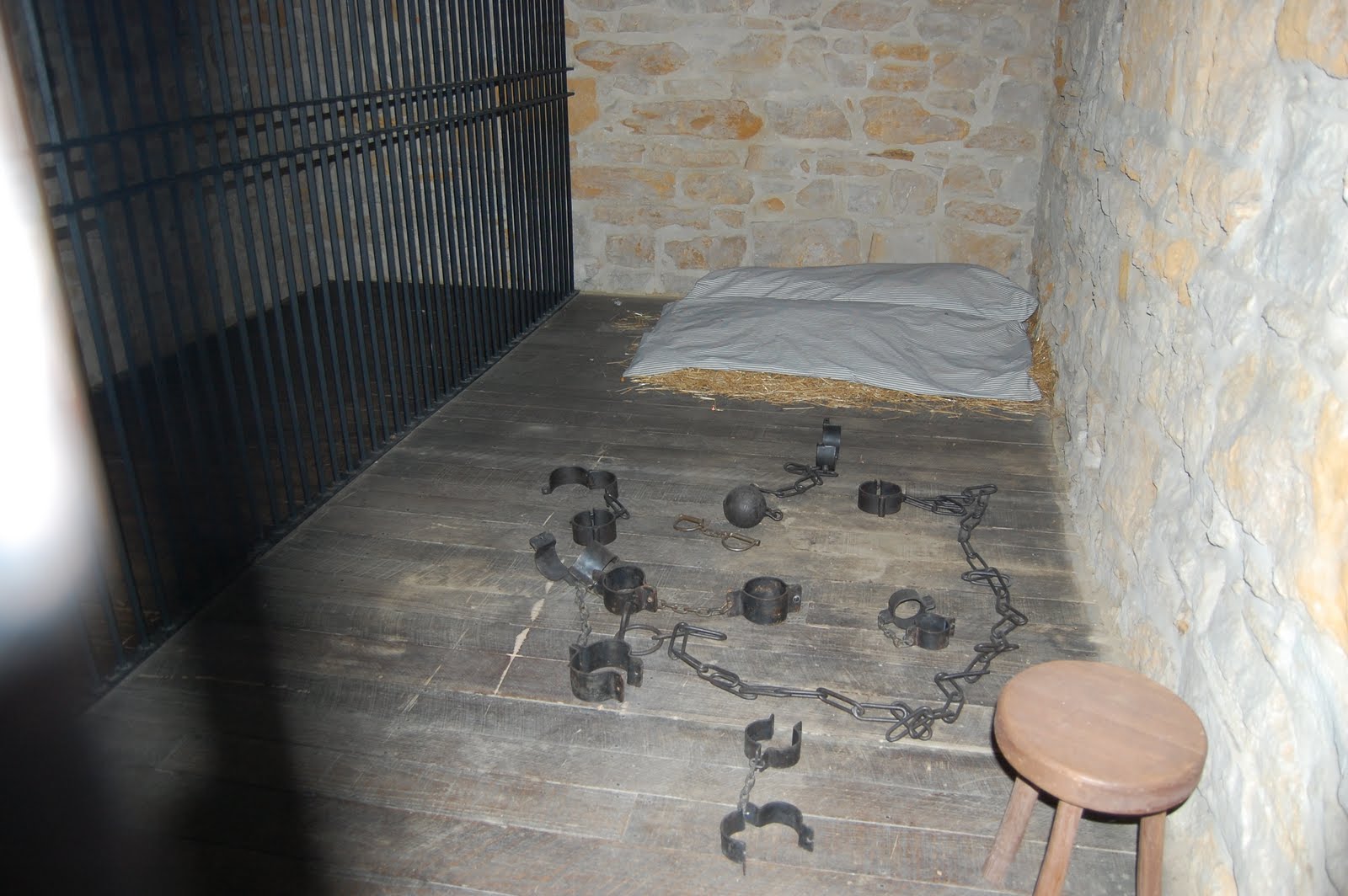 The Growin' Hairs: Carthage Jail