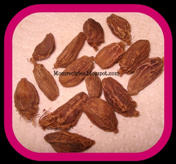 Mom's Recipies: Black Cardamom / Badi Elaichi