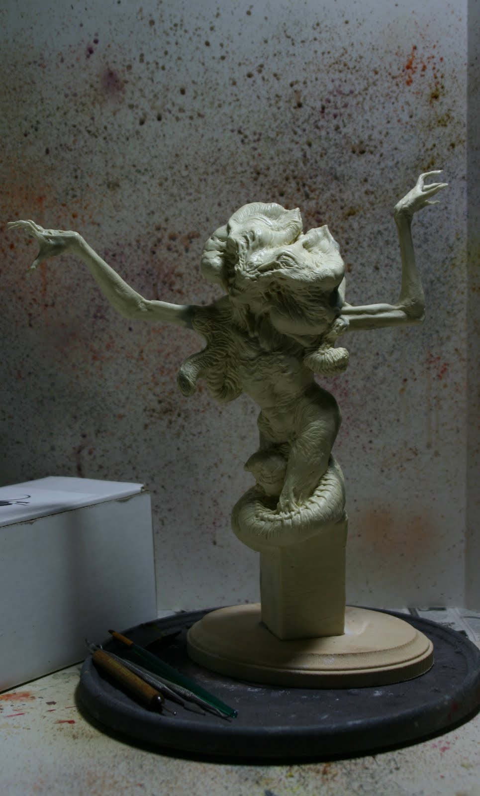 THE SEPULCHER: Spiderzero: Medusa, in the buff.