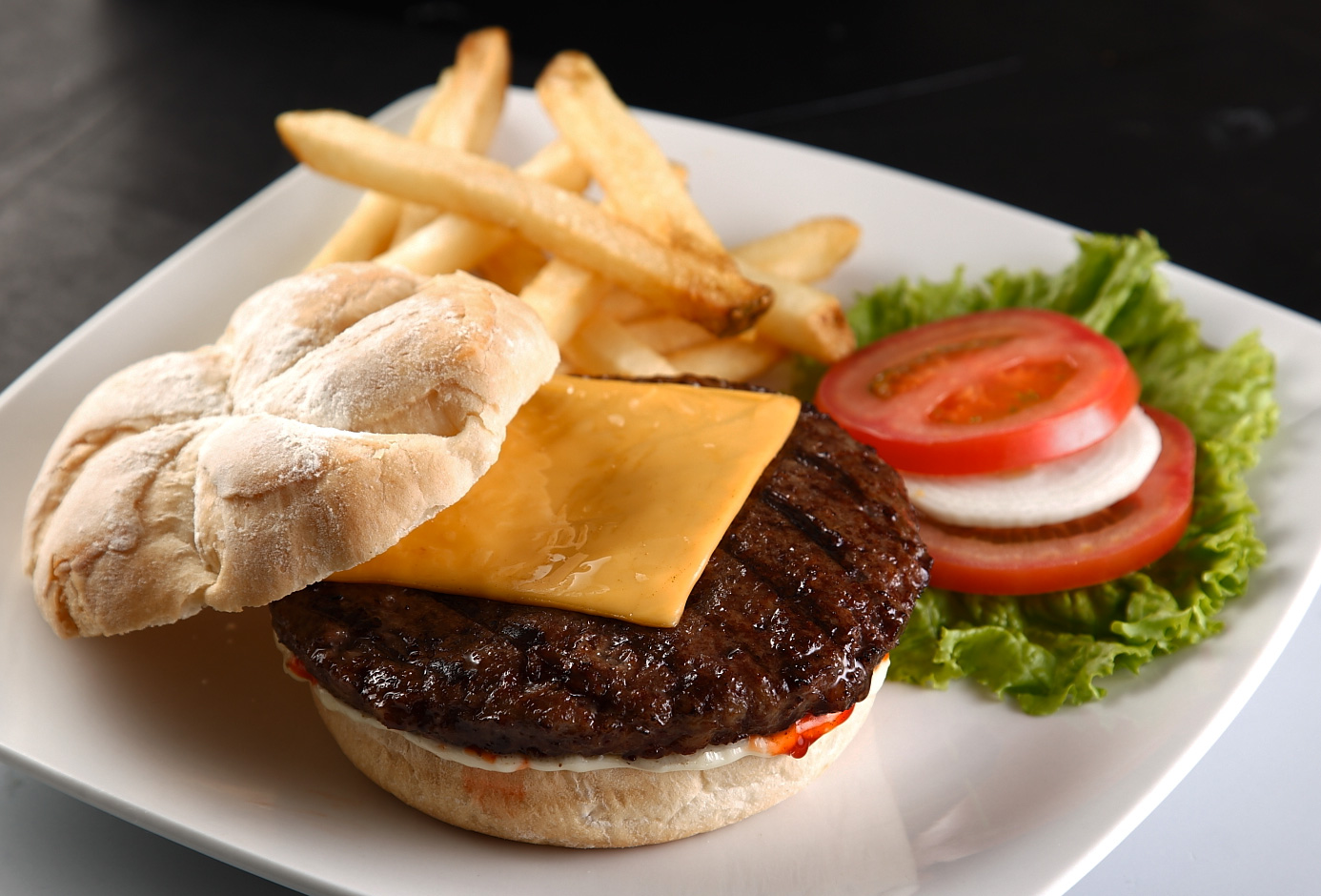 English 101-C: " Beautiful Burger, Beautiful Day