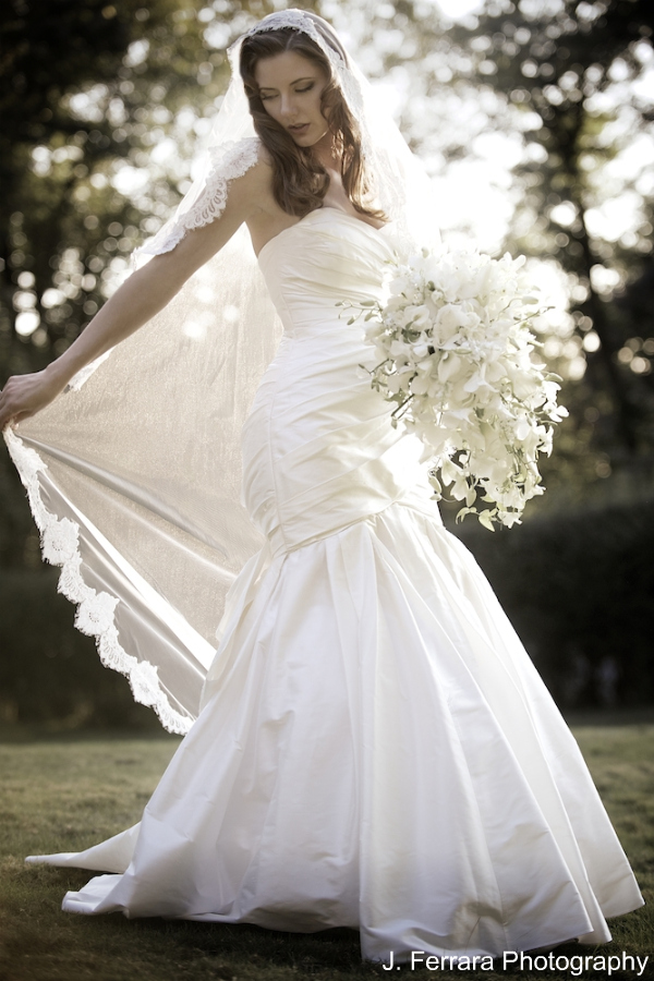 Cassandra Kennedy: The Little Mermaid of Tappan Hill Mansion