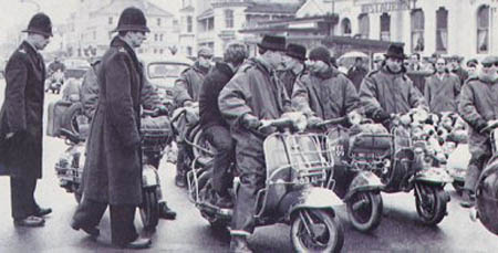 COVERS & LOVERS : THE MOD REVIVAL GENERATION