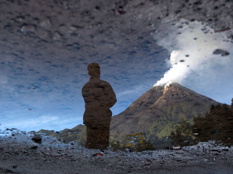 GaLeRi pHoTo: Photo Photo Merapi SebeluM Dan Sesudah Meletus