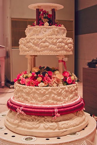 lily's Cakes And Breads: Indian Wedding Cake Decorated With Mahndi And ...
