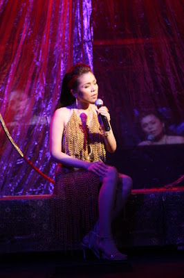 NINAsoulsiREIGNS: NINA GOLD OPM HITS CONCERT (PHOTOS)