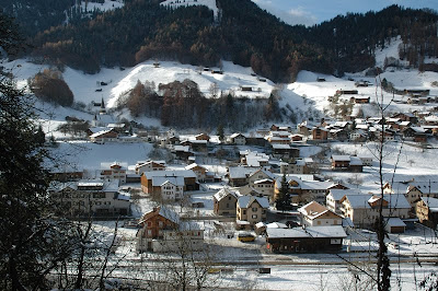 Jenaz: ... das Anwesende erkennen!