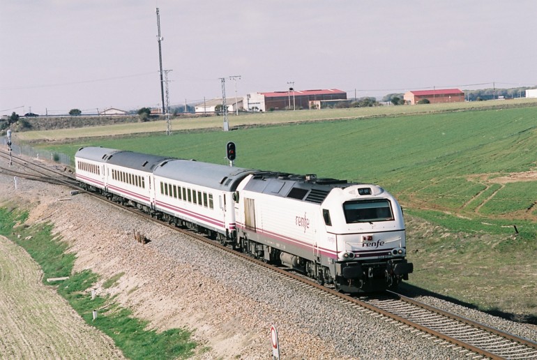 Simutrans Creations: New locomotive: Renfe Serie 334