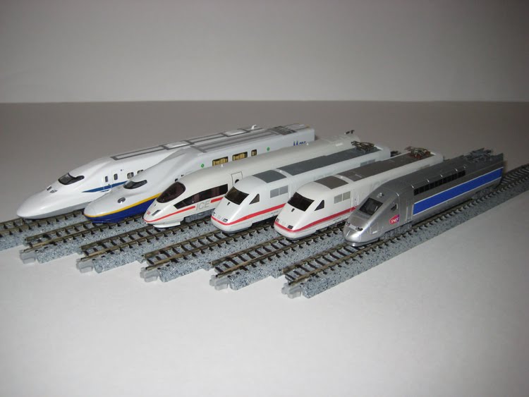 H A U P T B A H N H O F: 1:160 scale comparison