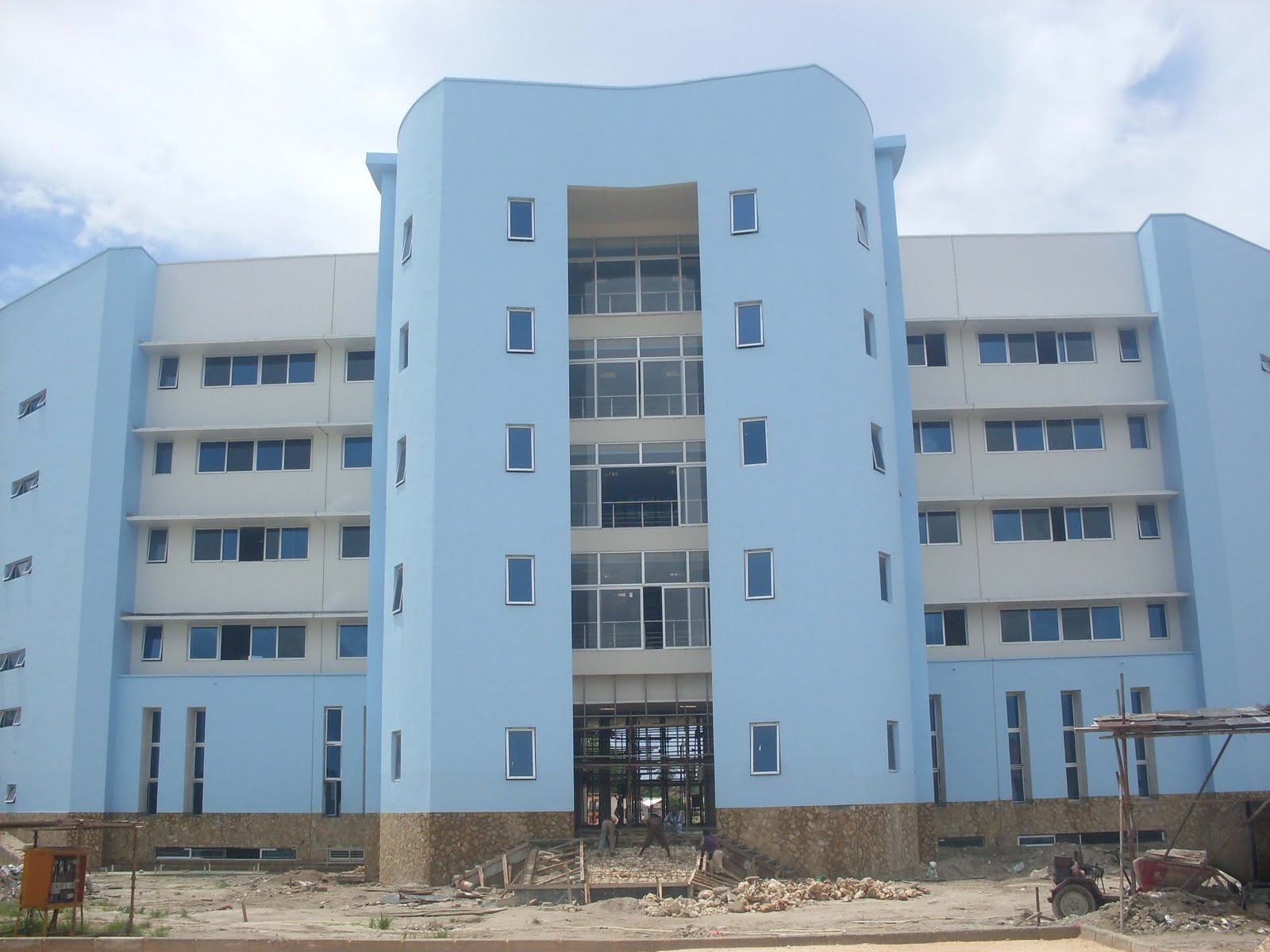 KNOWLEDGE MATTERS: Aviation House nears completion