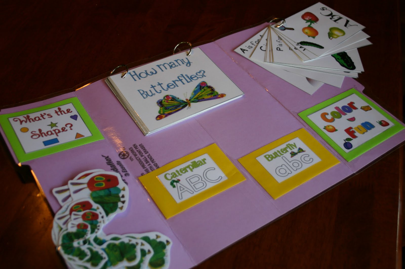 Boisterous, jovial, excitement about Homeschooling: Lapbooking Mania!