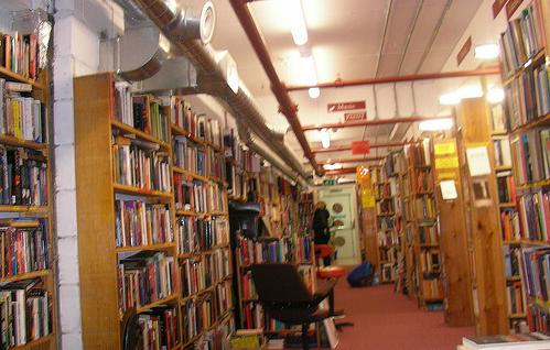 Bookstore Guide: Skoob, London