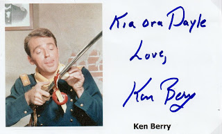 Kiwiautogal's Autographs: Ken Berry