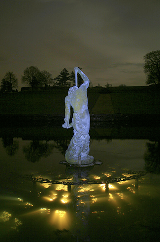 trink3t box: Visit: Witley Park - Billiard Room under the Lake!