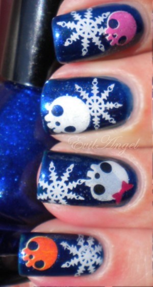 Black nail polish and lip gloss: A very skully holiday!
