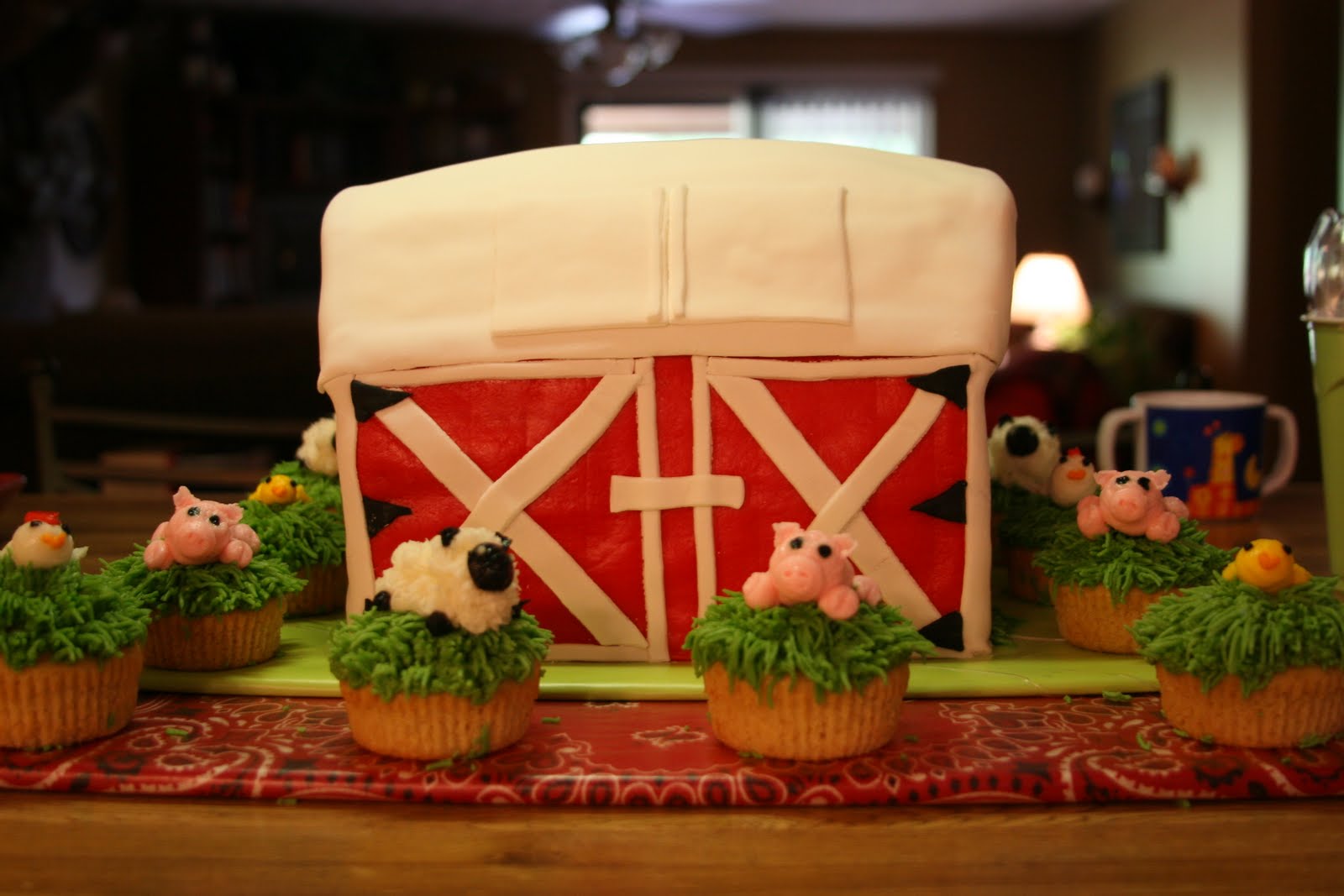 the cake box girls: Farm Cake