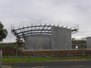 Vicstar: Curved steel portal frame