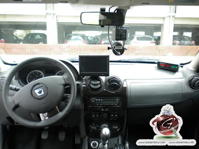 bloganul: Dacia Duster Interceptor - Poze cu Dusterul de Politie