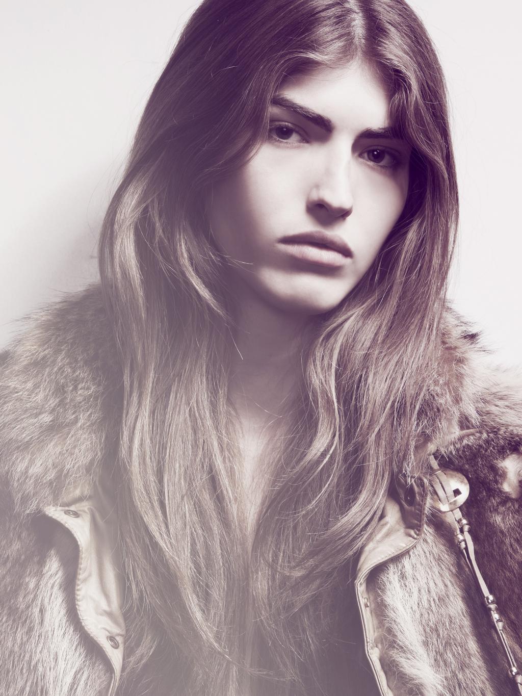 Moss and More: Models to Watch: DAFNE CEJAS
