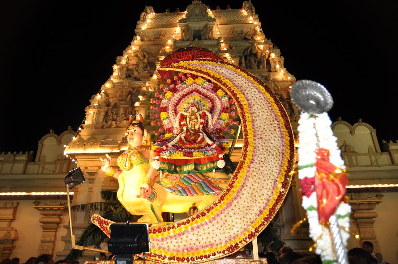 தமிழ்முரசு Tamil Murasu: ஒரு வருட நிறைவுப் பதிப்பாக வெளிவருகின்றது ...