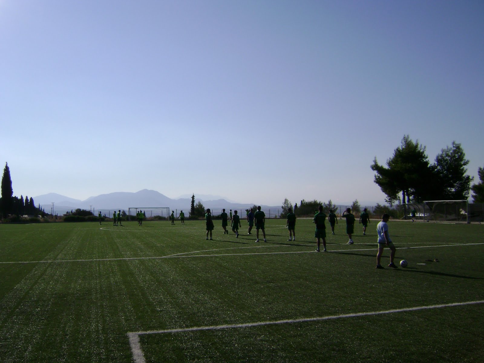 atlitikiviotia: ΔΑΦΝΗ ΕΡΥΘΡΩΝ