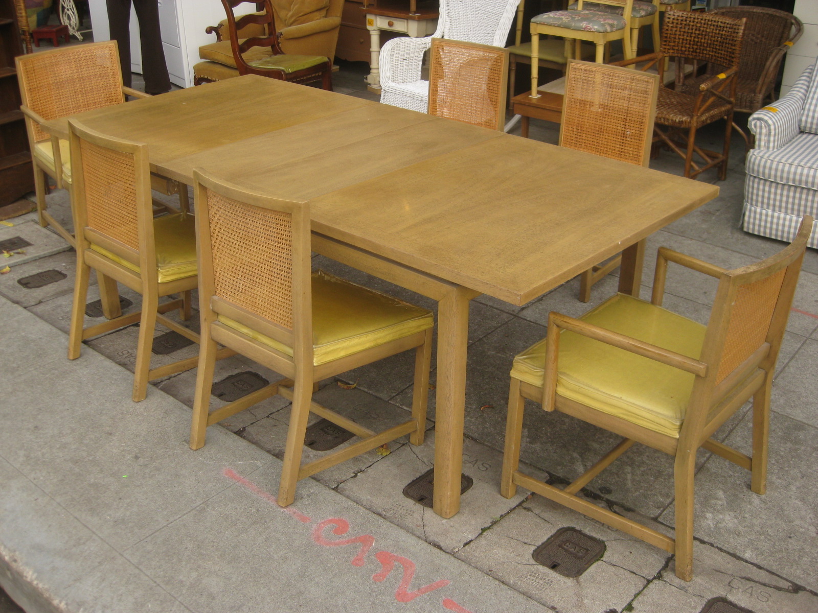 UHURU FURNITURE & COLLECTIBLES: SOLD - Mid-Century Dining Table, 2 ...
