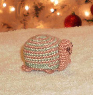 The Left Side of Crochet: Tuttle The Turtle