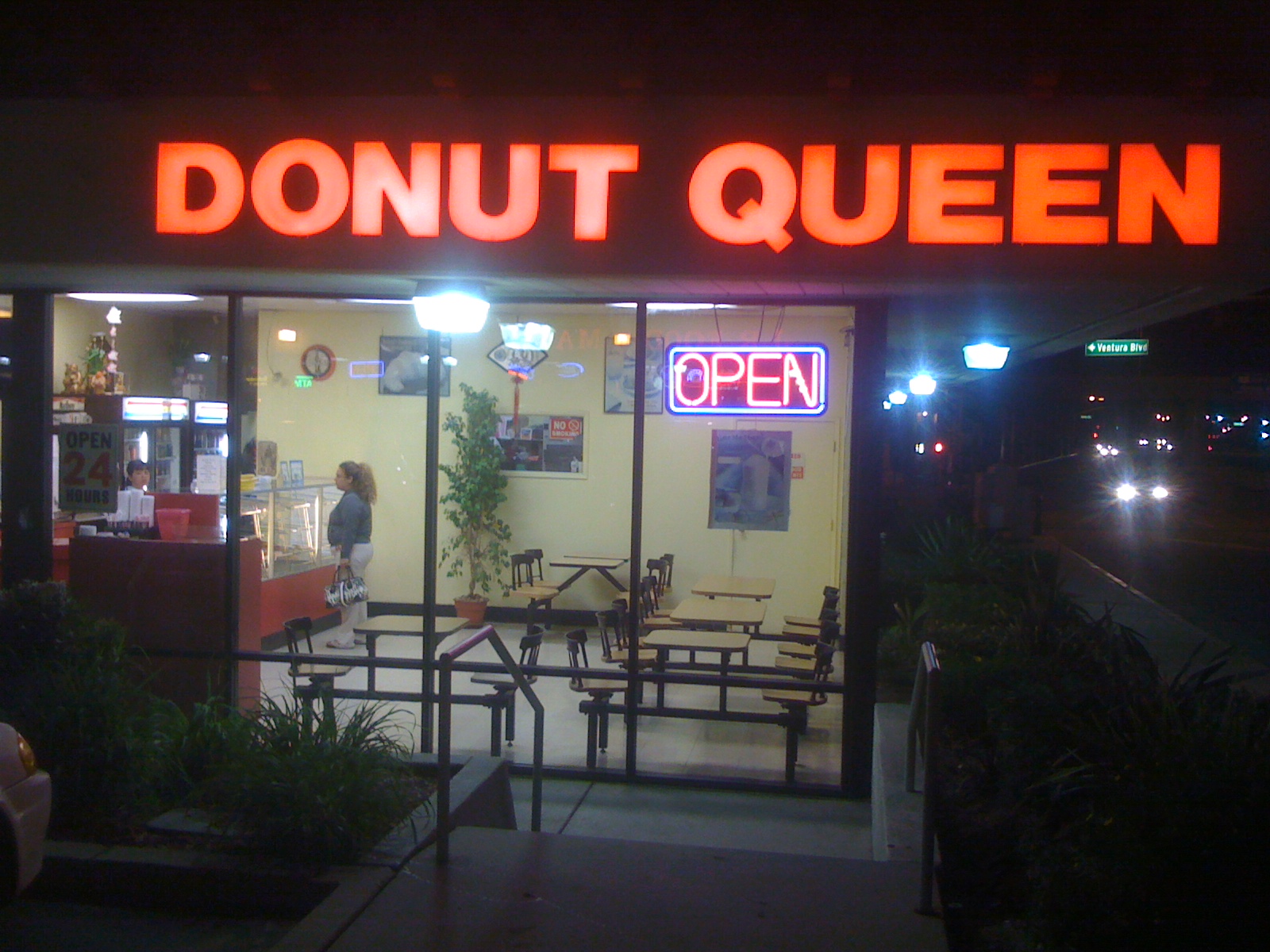 Donut Queen - Camarillo, CA