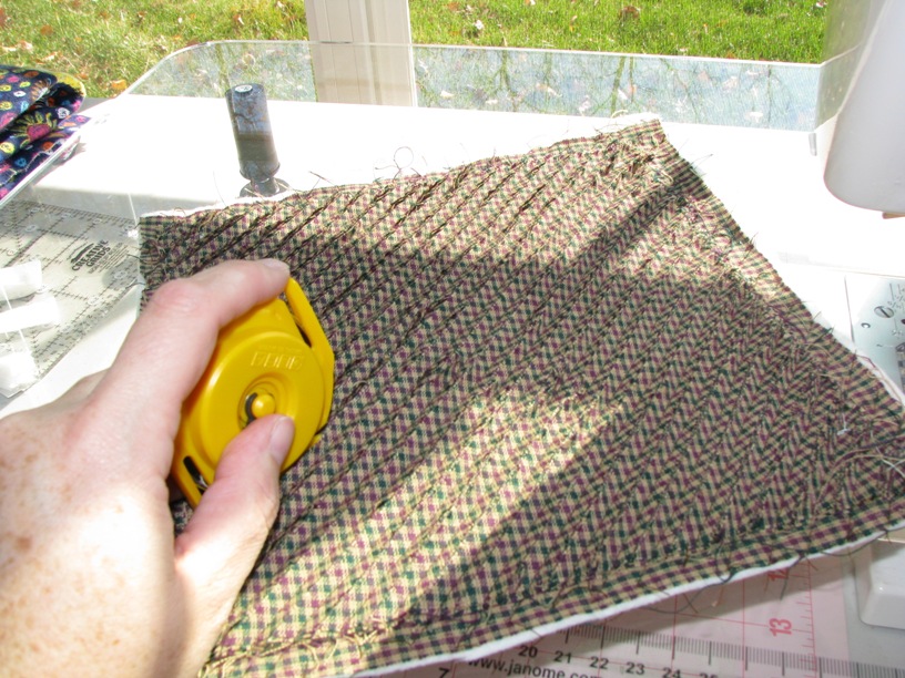 Handmade by Heidi: Chenille Potholder - The Tutorial