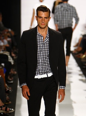 fashion update: Fashion Of Black Check Shirt and Black Suit