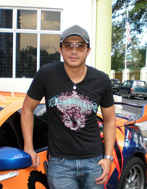 METROSEXUALISM: Aaron Aziz