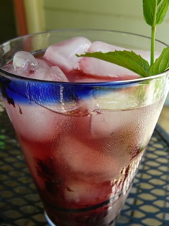 Felicia's Speakeasy: Black Raspberry Cocktail for the Fourth of July