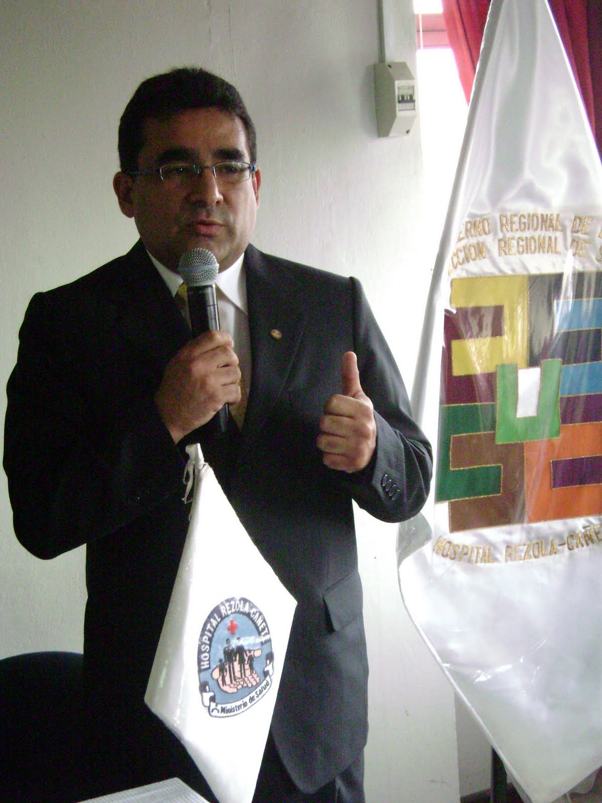 Dr. RAUL CASTAÑEDA MARIN ES EL NUEVO DIRECTOR EJECUTIVO DEL HOSPITAL ...