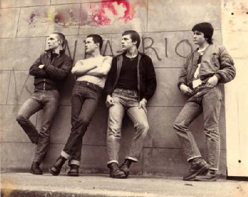 fuera en las calles: infa-riot. biografía. 1979-1985