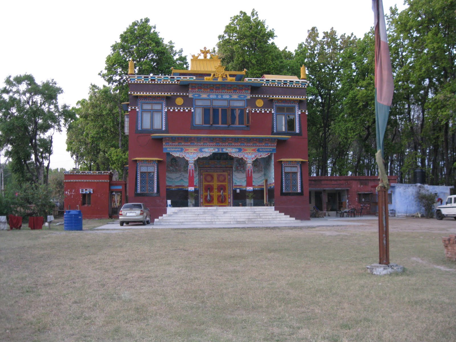 Tibetan Kham Lingtsang Society: THE BONPO GOMPA IN LINGTSANG.