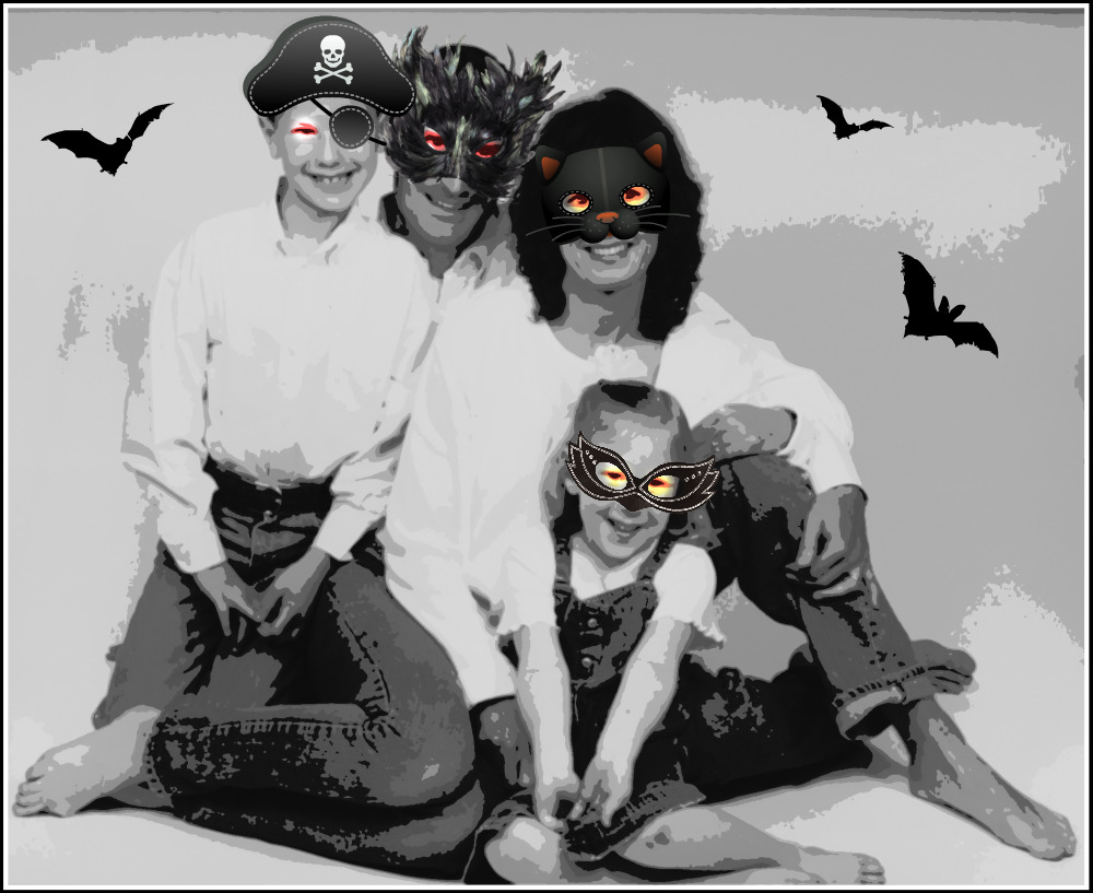 MagicMarkingsArt an artful blog about color and whimsy: Haunted Family ...