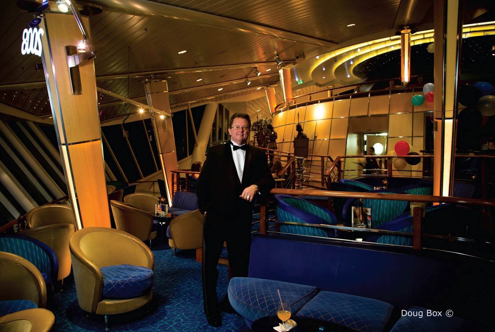 The Portrait Photographer: Mixed Lighting