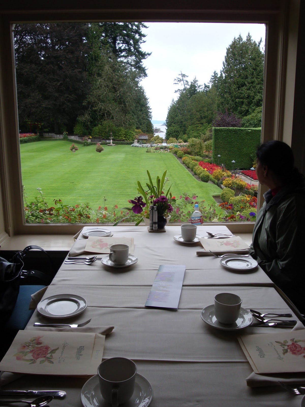 Entertaining From an Ethnic Indian Kitchen: Butchart Gardens III - Tea Room