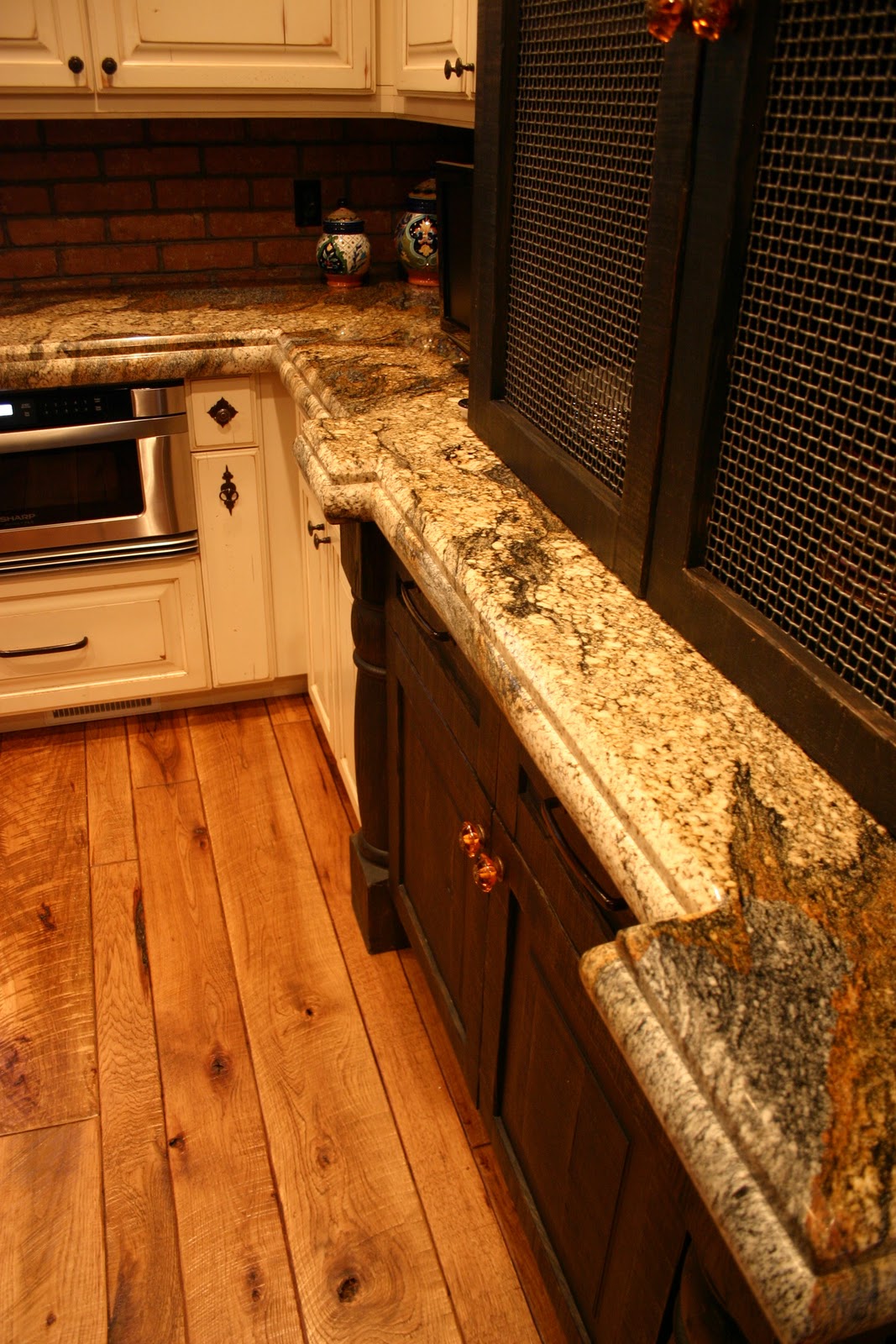 The Granite Gurus: Spectrus granite Kitchen