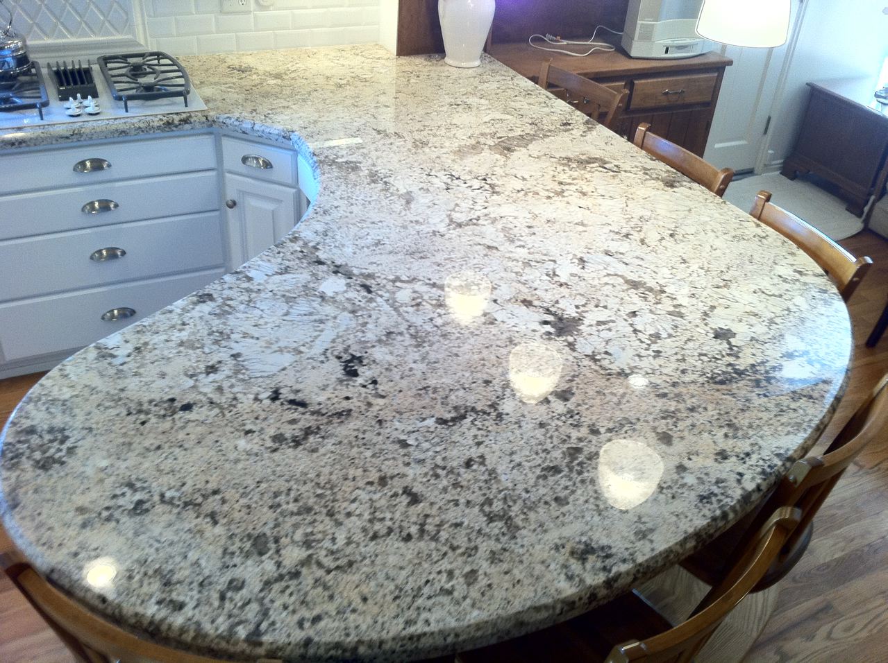 The Granite Gurus: Delicatus Granite Kitchen from MGS by Design