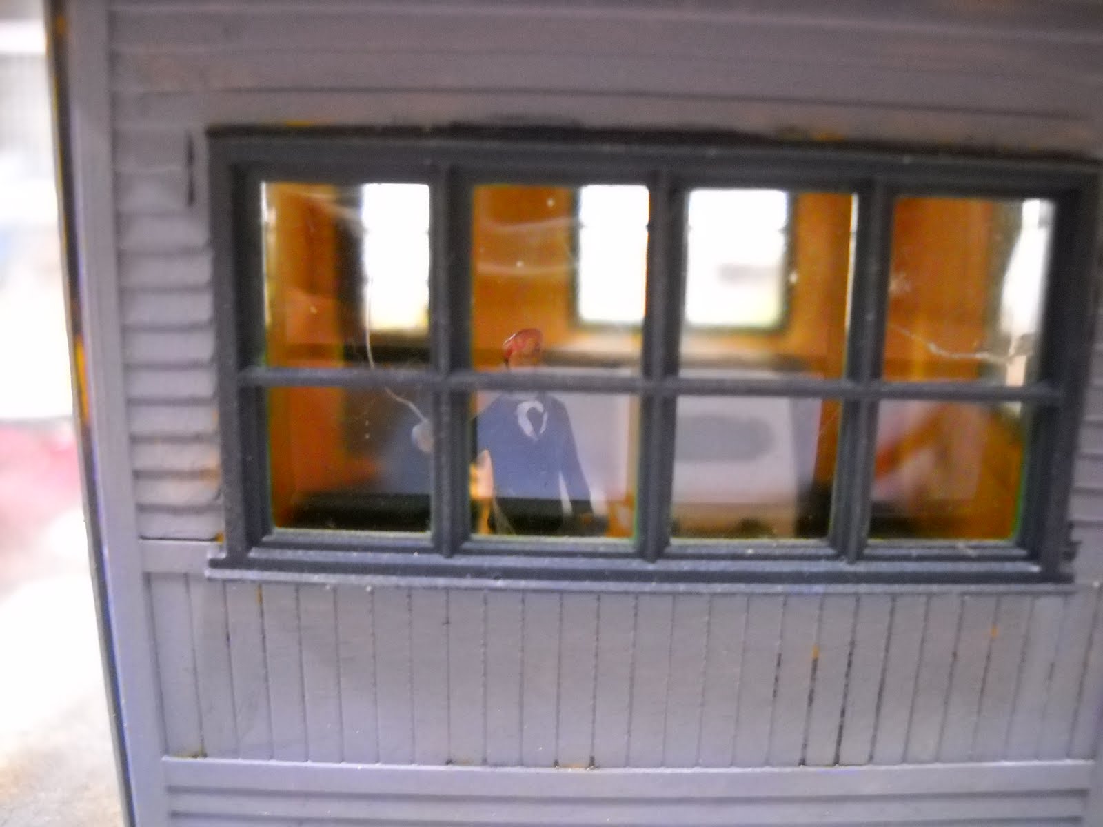 Simple HO scale interior detailing