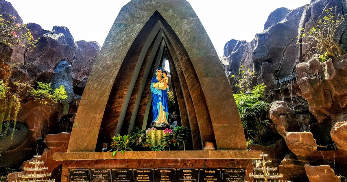 Nderek Dewi Maria: Gua Maria Gereja Keluarga Kudus Cibinong
