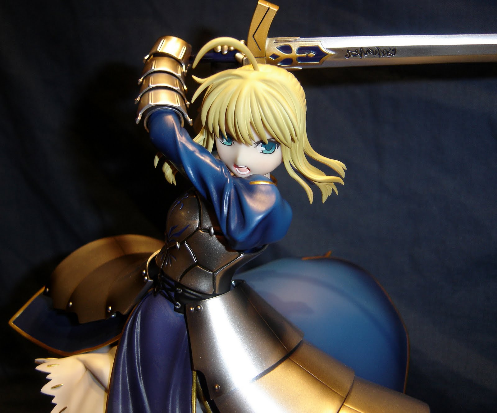 Soth's Blog: 1/7 Saber Triumphant Excalibur by Good Smile Company