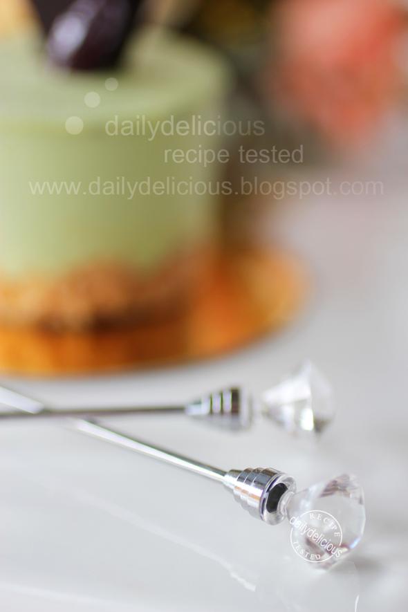 dailydelicious: Matcha Rare Cheesecake: A slice of Japanese taste from ...