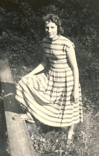 Un Diamant Brut: Photo: Juliette Launay, fin années 50.